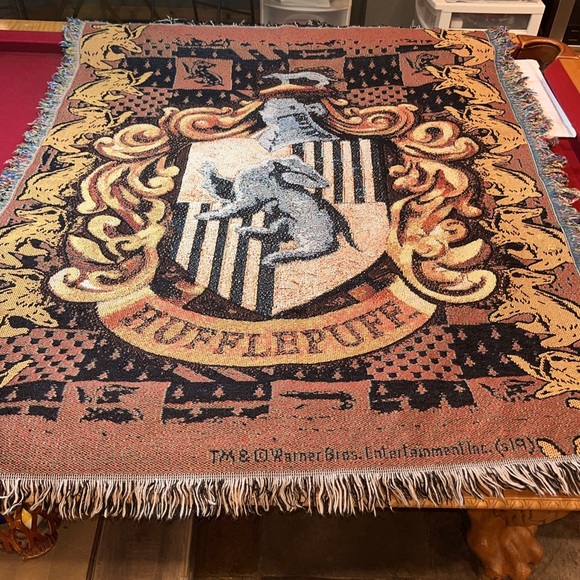 Warner Bros. | Bedding | Harry Potter Brown Hufflepuff Badger Crest ...